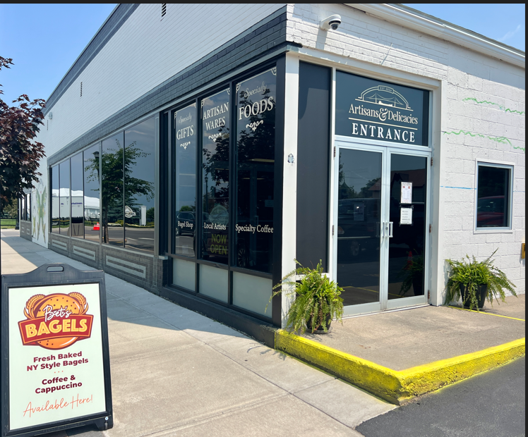 Thousand Islands Life. Clayton's Artisans and Delicacies