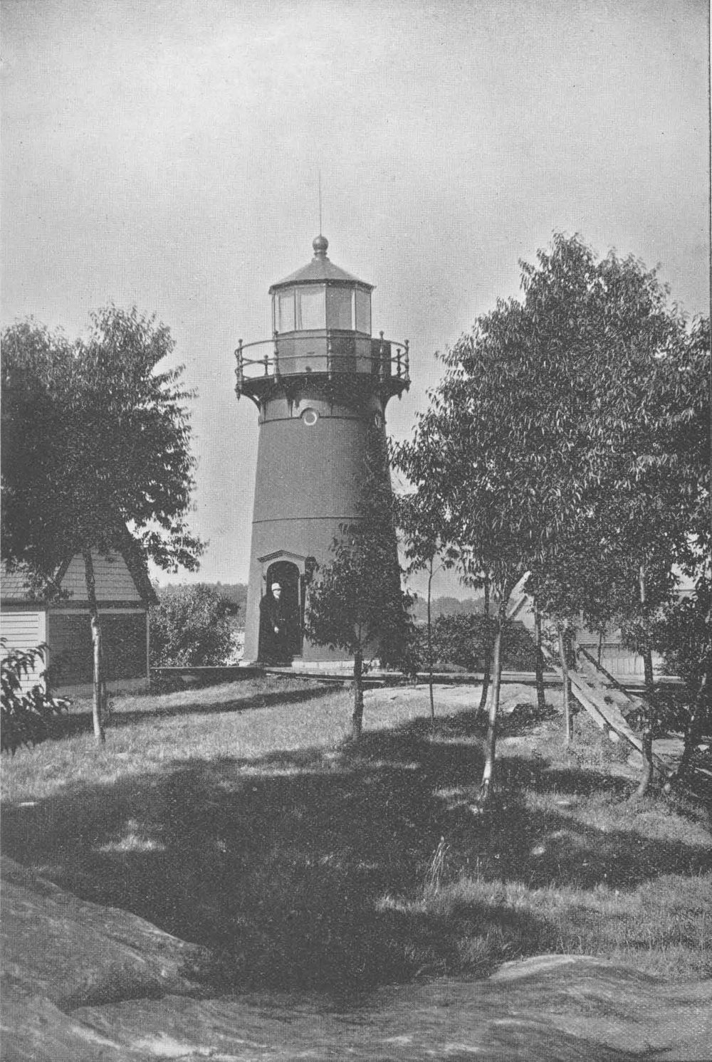 Rock Island Lighthouse, Part I