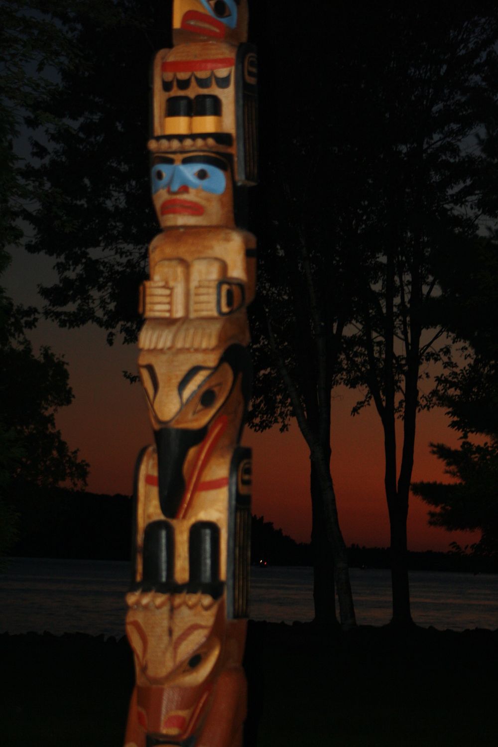 Thousand Islands Life, Totem Poles and Island History