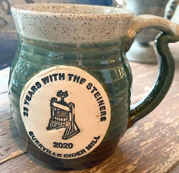 Thousand Islands Life, Dean White Pottery